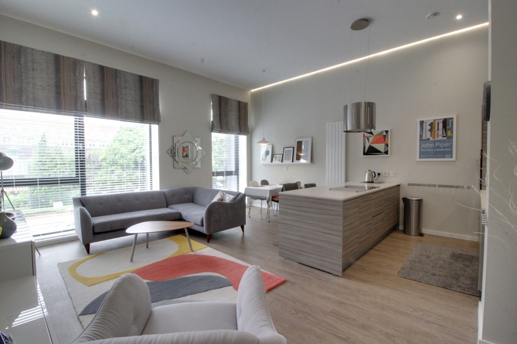 2 Bedroom Apartment For Sale in Bournville | James Laurence Estate Agents