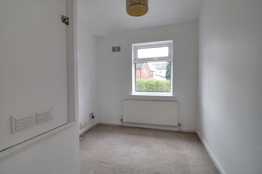 3 Bedroom Semi Detached Property To Let in Smethwick | James Laurence ...